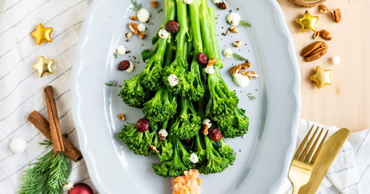 Bimi® broccoli met zalmtartaar en dillesaus