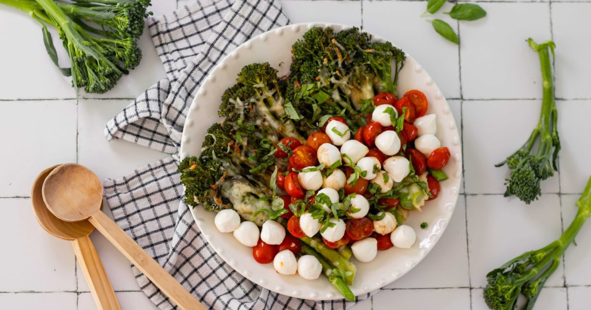 Geroosterde Bimi® met caprese-salade